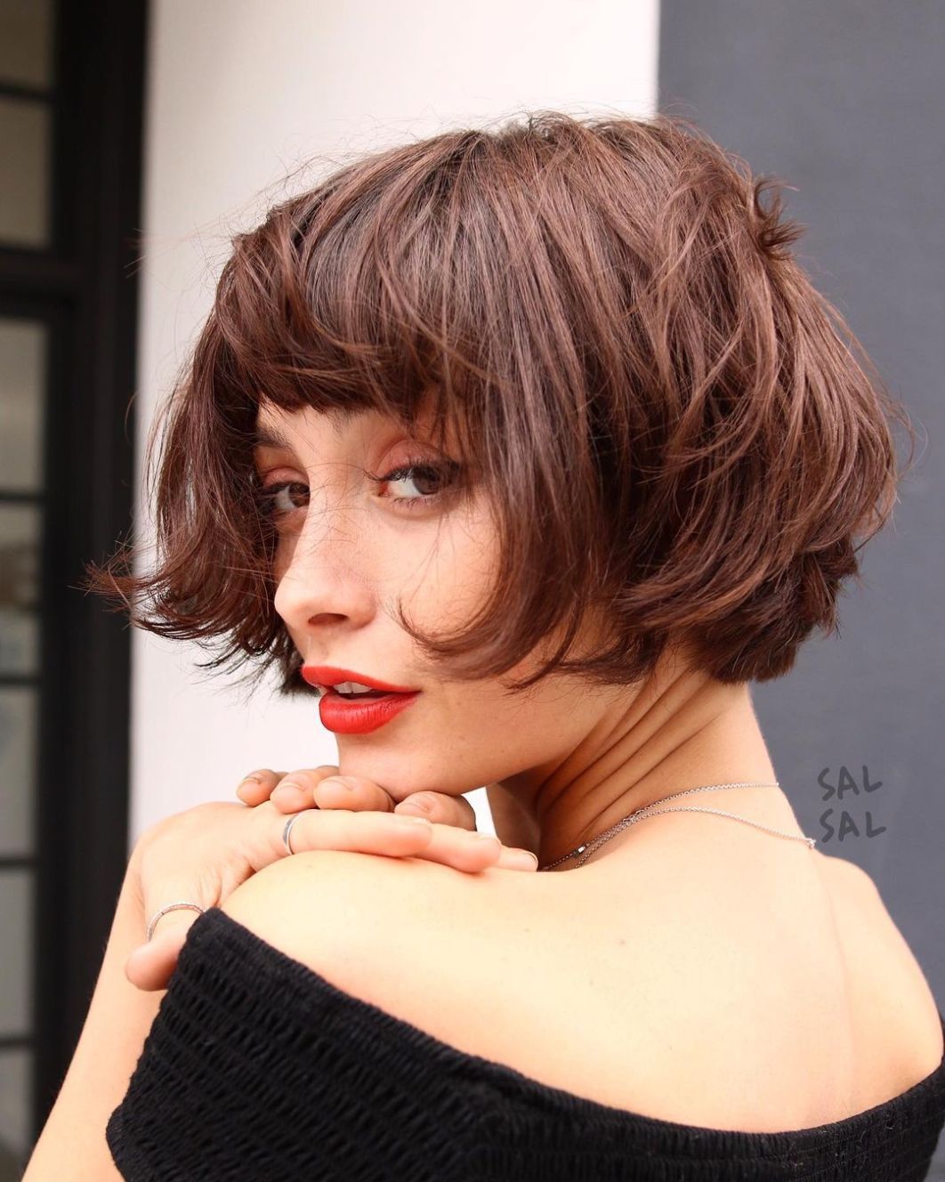 10 Different Ear Length Hairstyles for Women - Getinfopedia.com